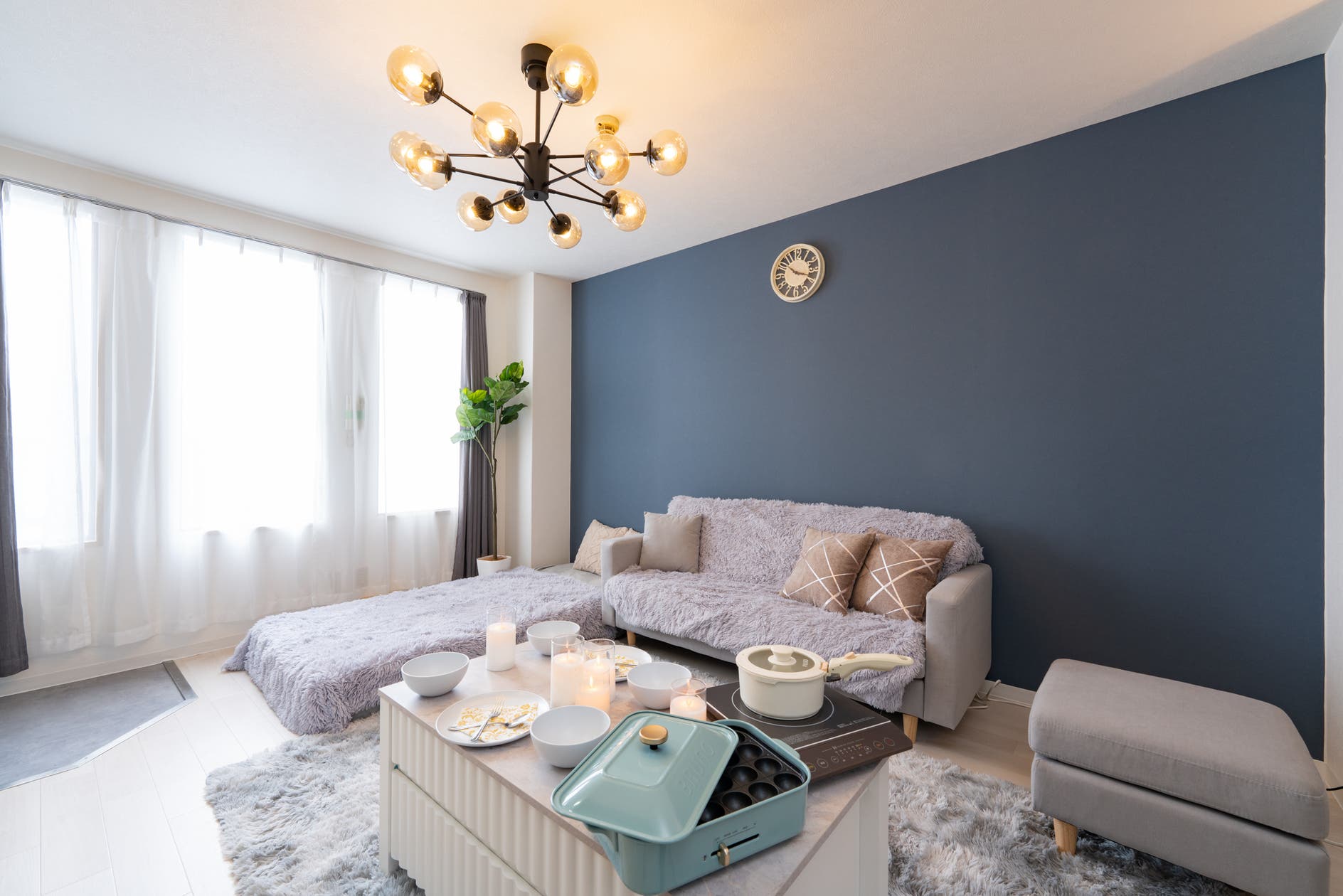 なんばすぐ🚃自然光たっぷり🌞2面採光📷24時間利用可🏠Wi-Fi完備でテレワークにも◎おうちデート♡誕生日会♡鑑賞会の写真1