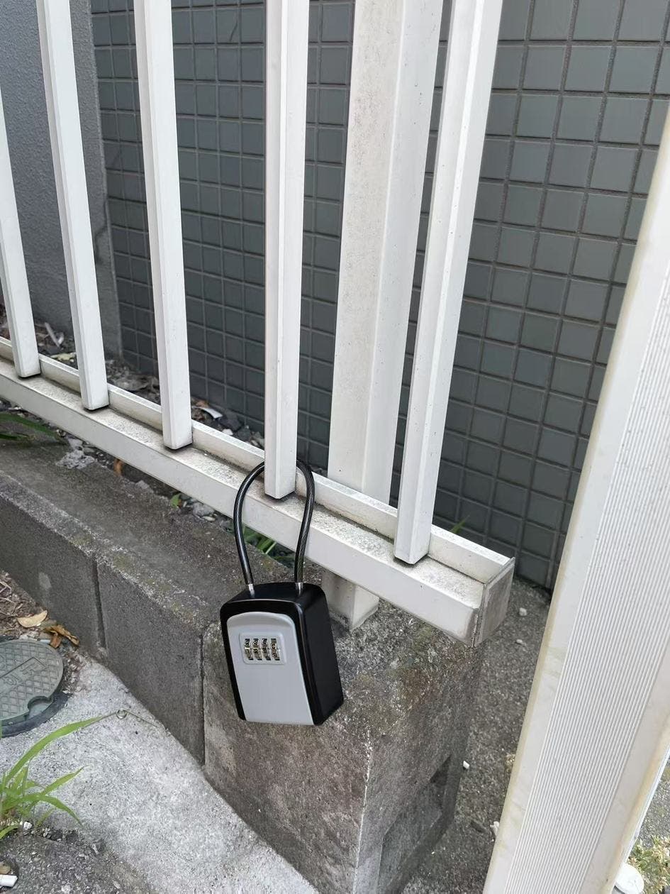 東高円寺駅徒歩3分｜机・椅子完備の静かな個室スペース／音声収録・作業・テレワークにの写真3