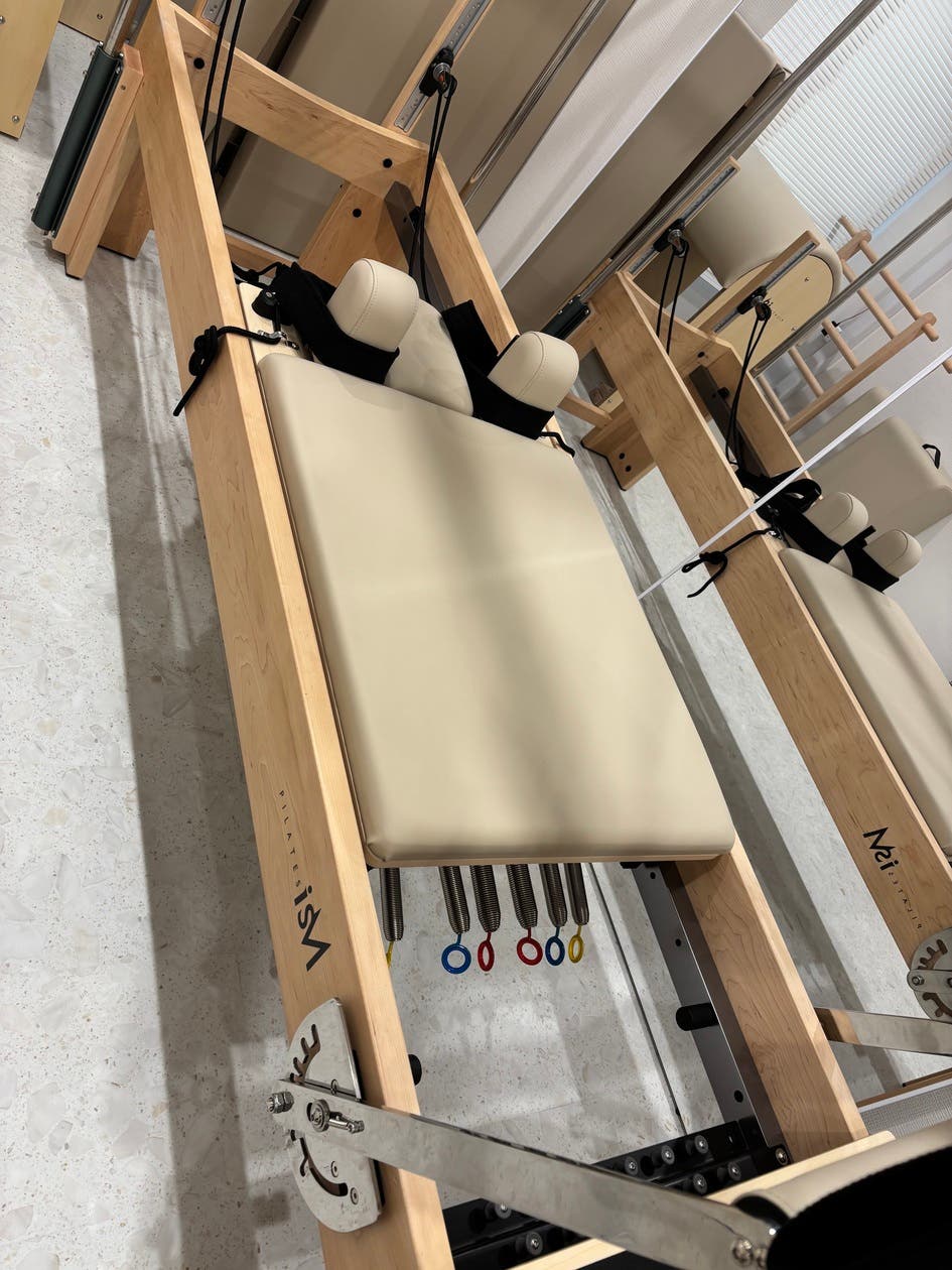 東銀座駅徒歩5分/マシンピラティスレンタルスタジオ/キャフォーマー、バレル完備！の写真4