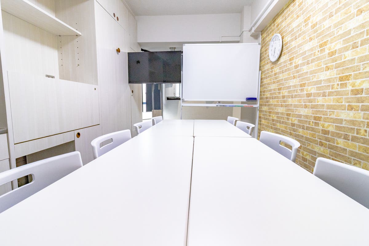 【名古屋駅徒歩5分！8名利用可！】モニター・WiFi・ホワイトボード全て無料！ふれあい貸し会議室 名古屋Dの写真6