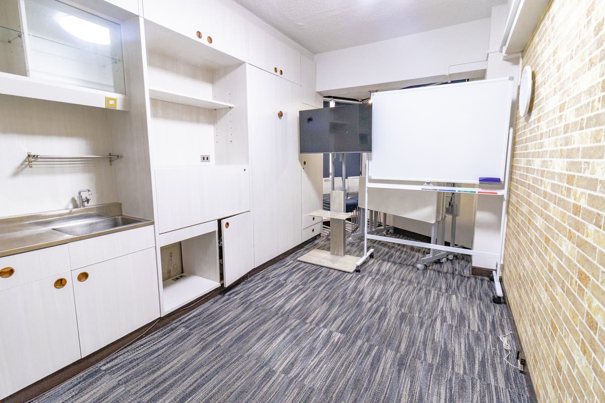 【名古屋駅徒歩5分！8名利用可！】モニター・WiFi・ホワイトボード全て無料！ふれあい貸し会議室 名古屋Dの写真7