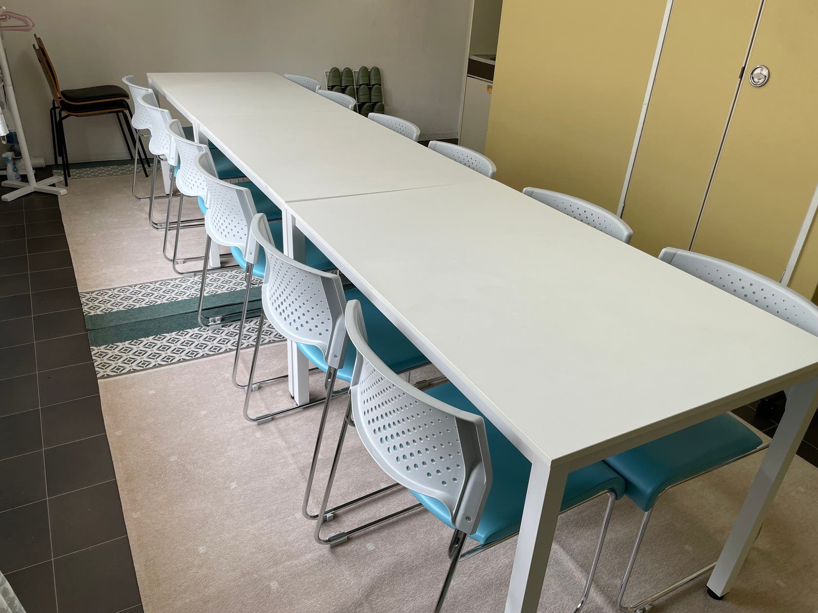 茅場町2分//リピーター多数【即予約可・高速度WiFi・除菌完備】各種教室、会議、商談、面接、研修、撮影等に最適な個室スペースの写真9