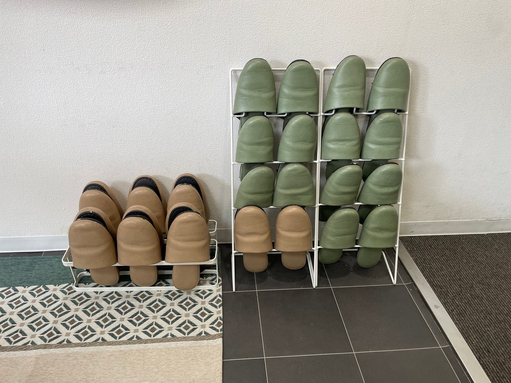 茅場町2分//リピーター多数【即予約可・高速度WiFi・除菌完備】各種教室、会議、商談、面接、研修、撮影等に最適な個室スペースの写真17