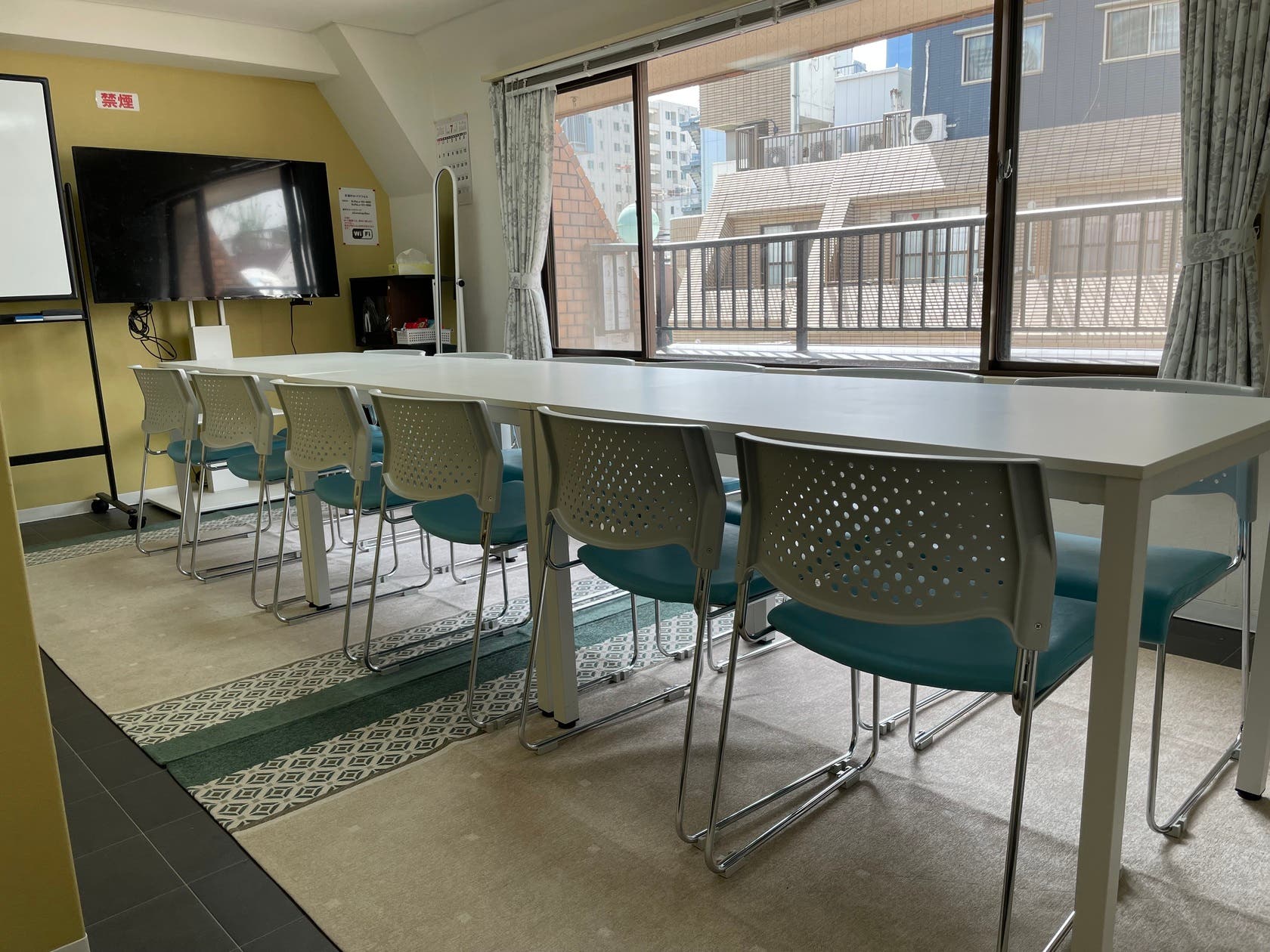 茅場町2分//リピーター多数【即予約可・高速度WiFi・除菌完備】各種教室、会議、商談、面接、研修、撮影等に最適な個室スペースの写真11