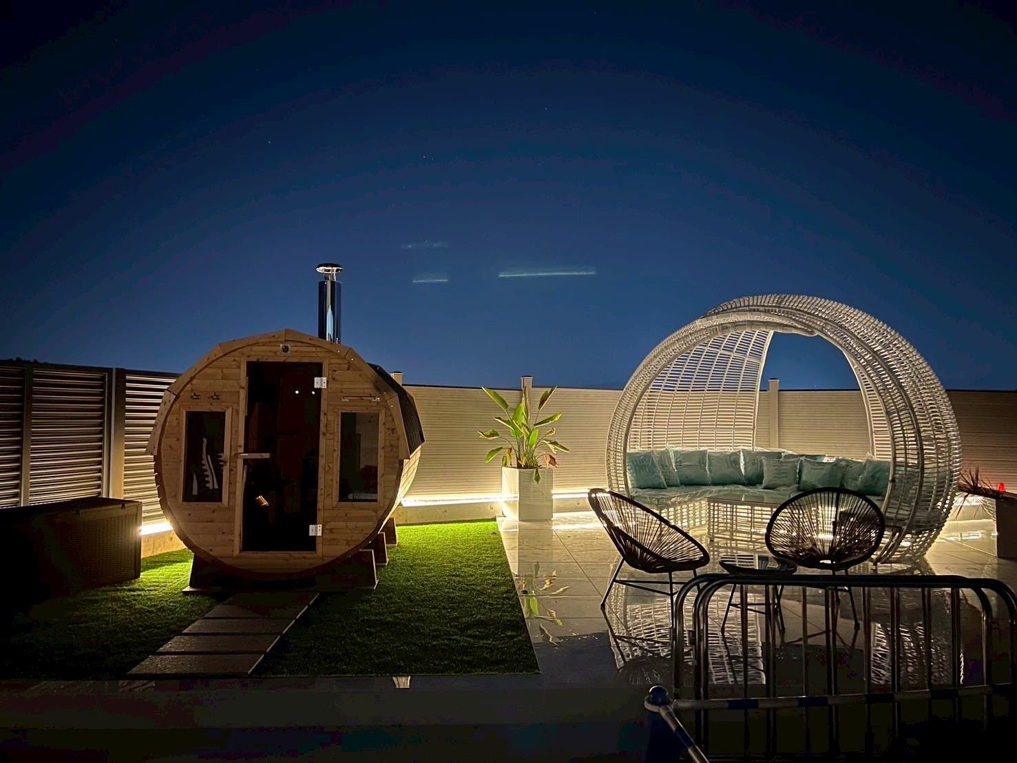 Luxury Stage 超絶景屋外パティオ＋専用キッチンスタジオ　サウナ・BBQ・プール（可動式）の写真13