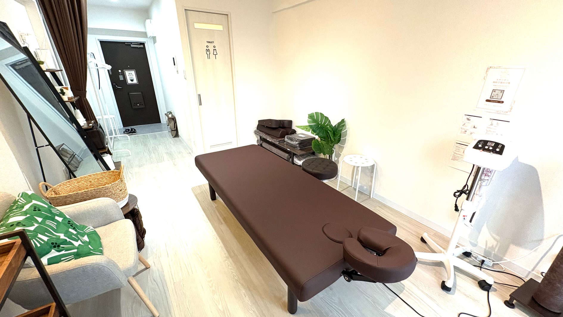 【New OPEN】池袋駅5分｜完全個室プライベートサロン✨木目基調とした良質空間🌿の写真3
