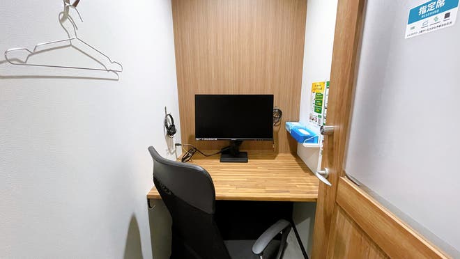 【神田駅から徒歩1分】モニター・フリードリンク付き1名個室(ブース7)※予約時間前は入室不可の写真7
