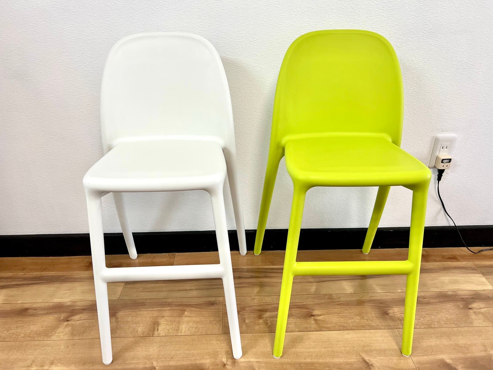 💺子供椅子2脚の画像1