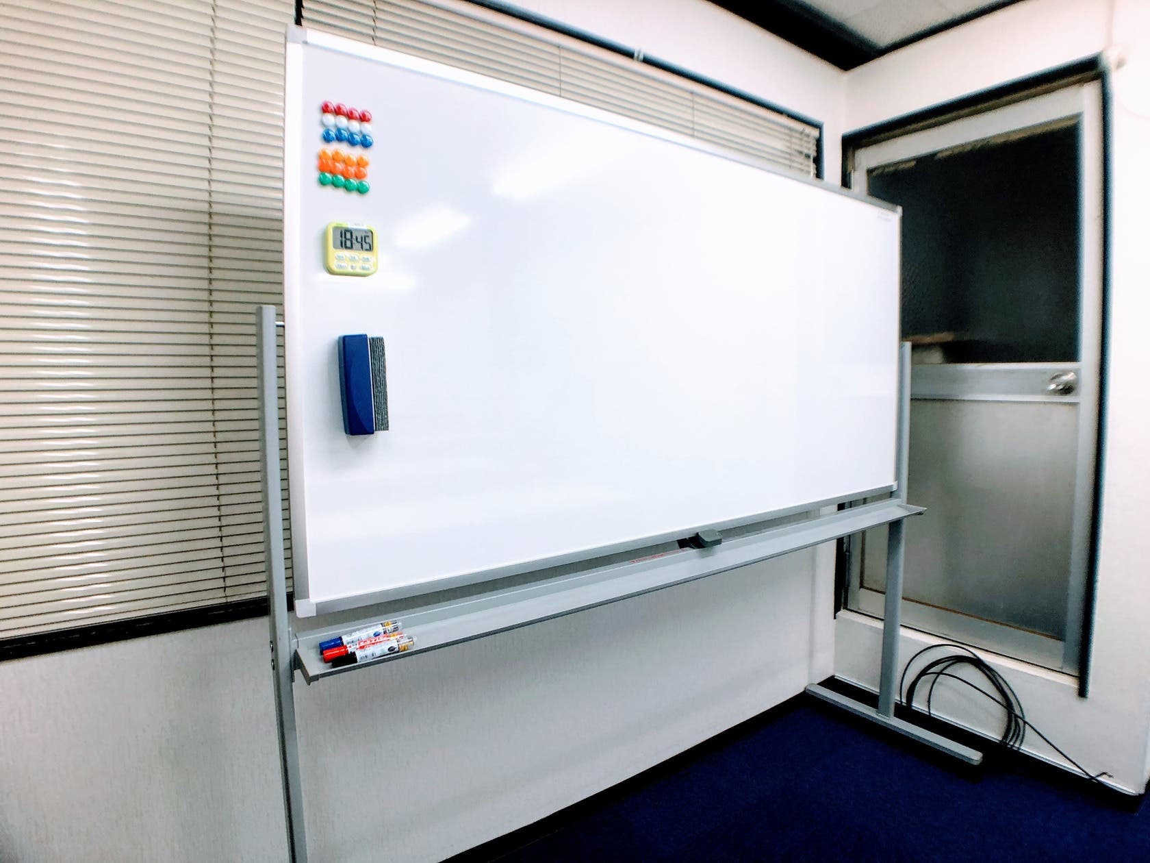 ⭐️大阪駅から１駅⭐️駅徒歩2分⭐️WIFI光⭐️プロジェクター⭐️TVモニター⭐️ZOOMテレワークリモートワークの写真7