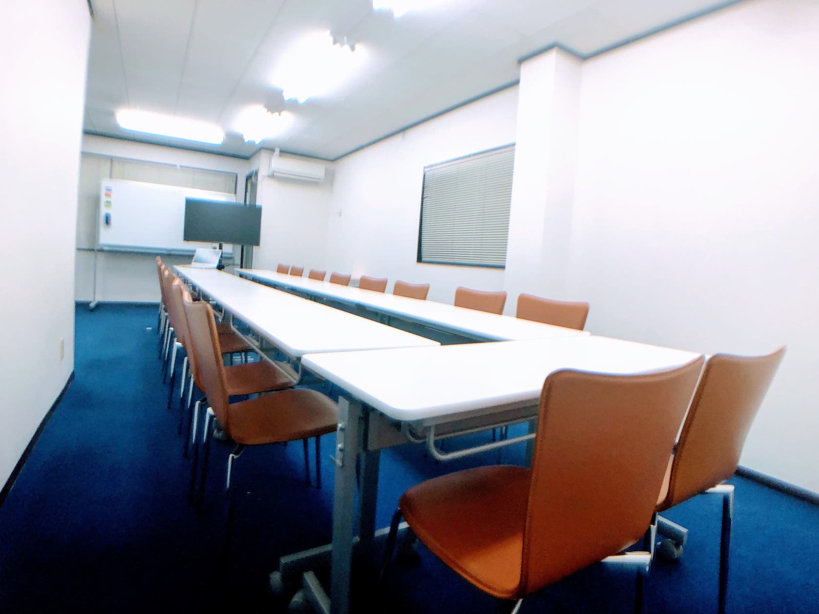 ⭐️大阪駅から１駅⭐️駅徒歩2分⭐️WIFI光⭐️プロジェクター⭐️TVモニター⭐️ZOOMテレワークリモートワークの写真3