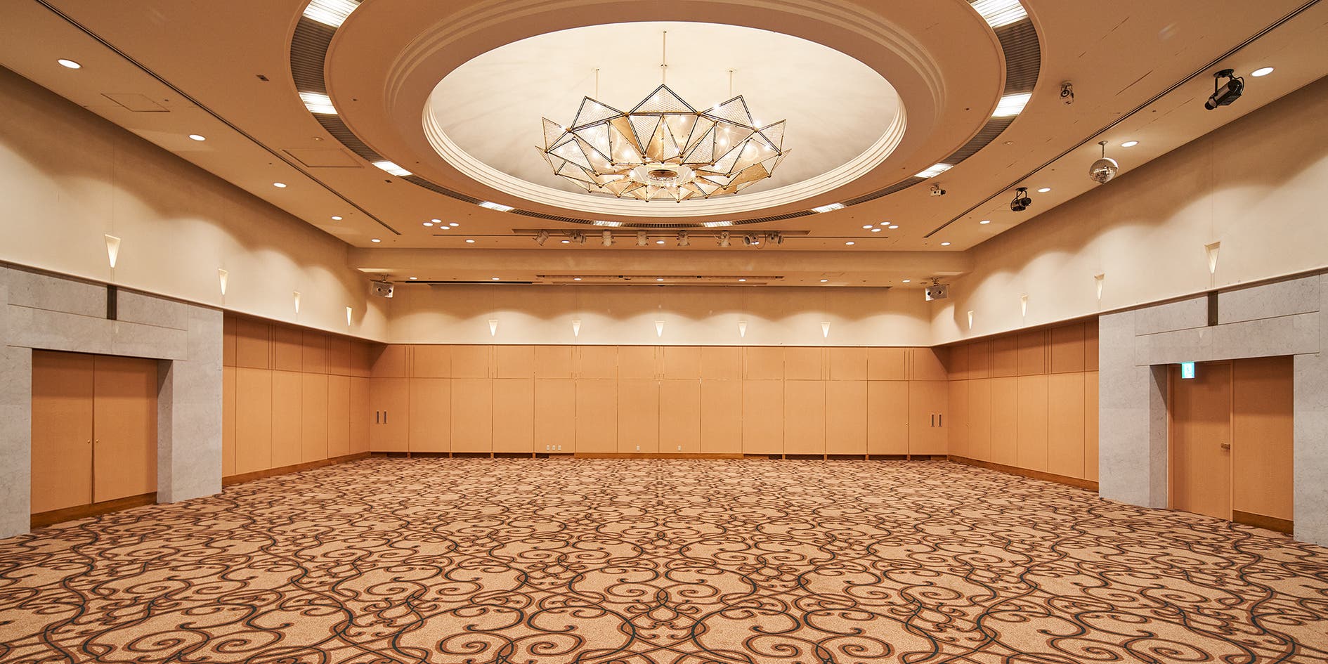 【埼玉グランドホテル本庄】ロイヤルの写真1