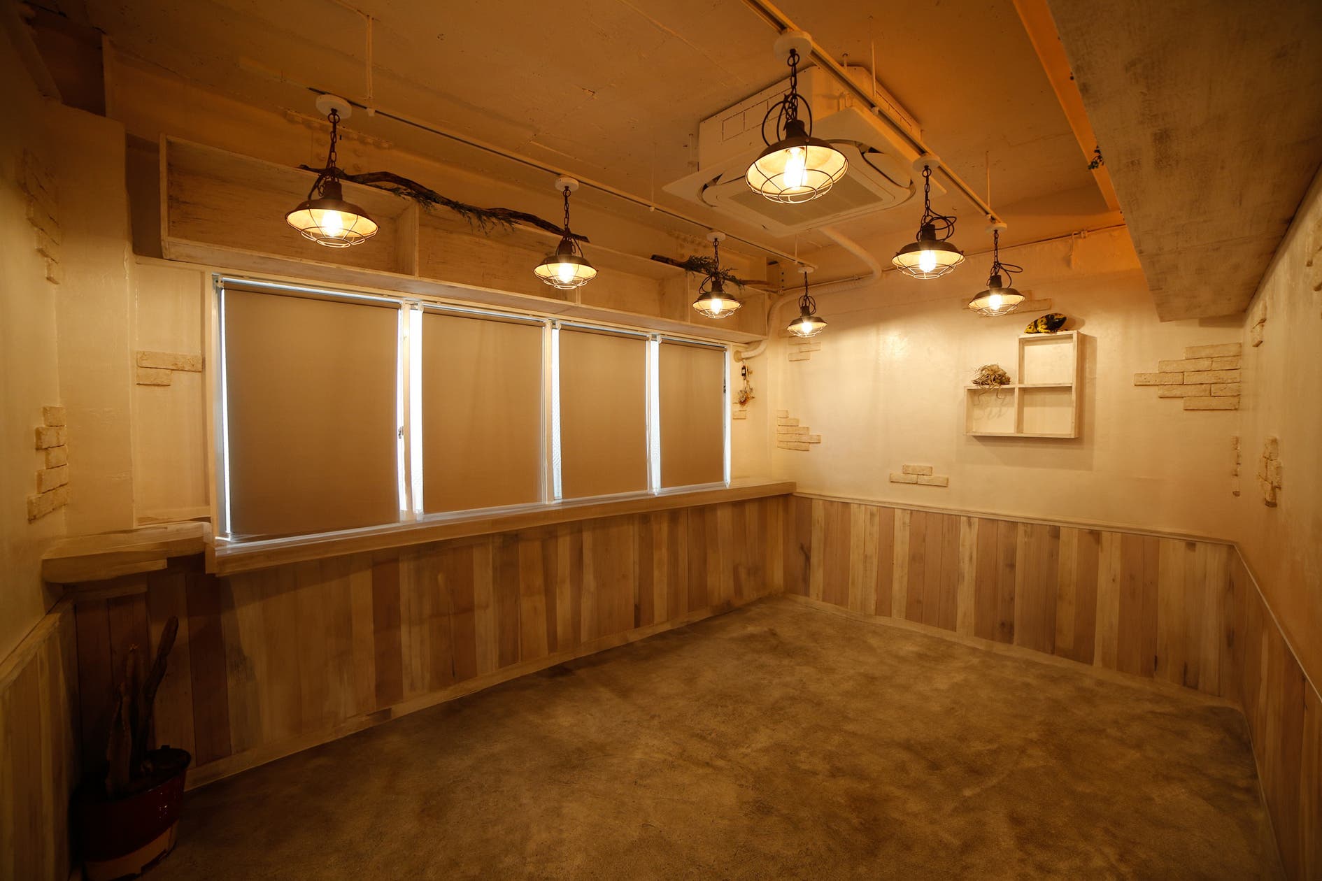 AREA42 OASIS (スタジオ＆ギャラリー＆多目的スペース）の写真1