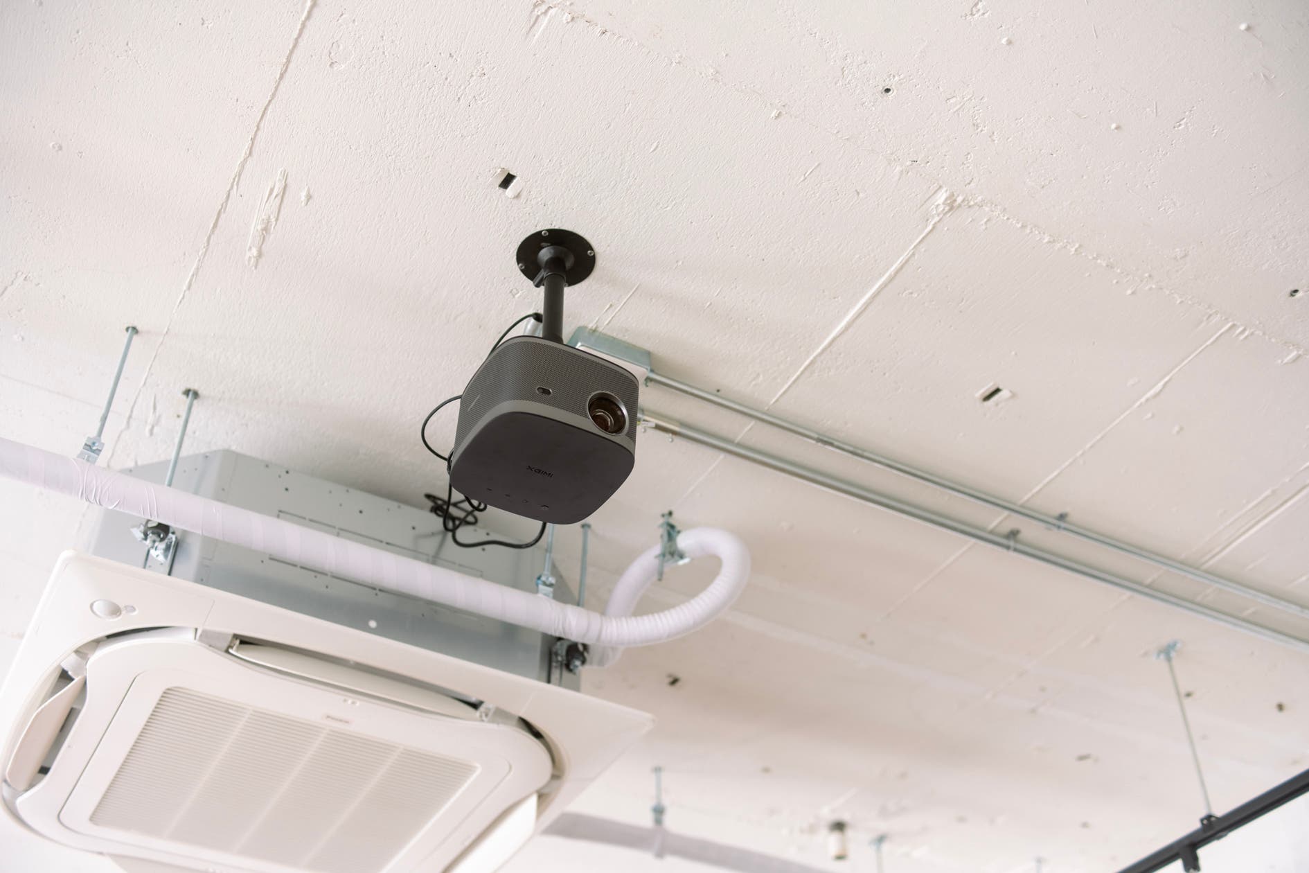 スペモ/忘年会/関内駅4分/大画面プロジェクター/セミナー/会議/懇親会/勉強会/イベント/751_LOUNGE関内の写真23