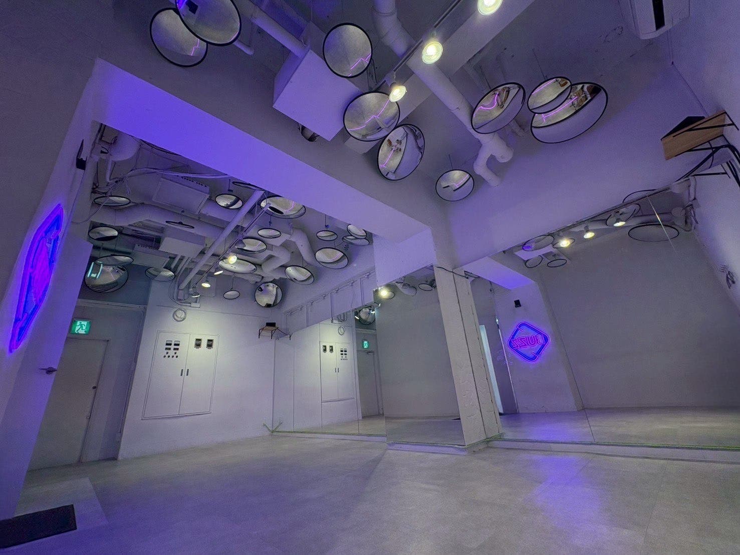 【BUZZ渋谷宮下PARK】Bstの写真2