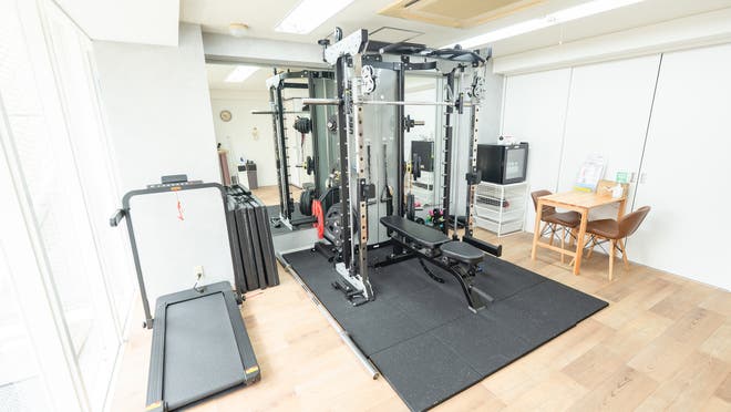 神戸元町駅から徒歩1分の完全個室型レンタルジムの写真1