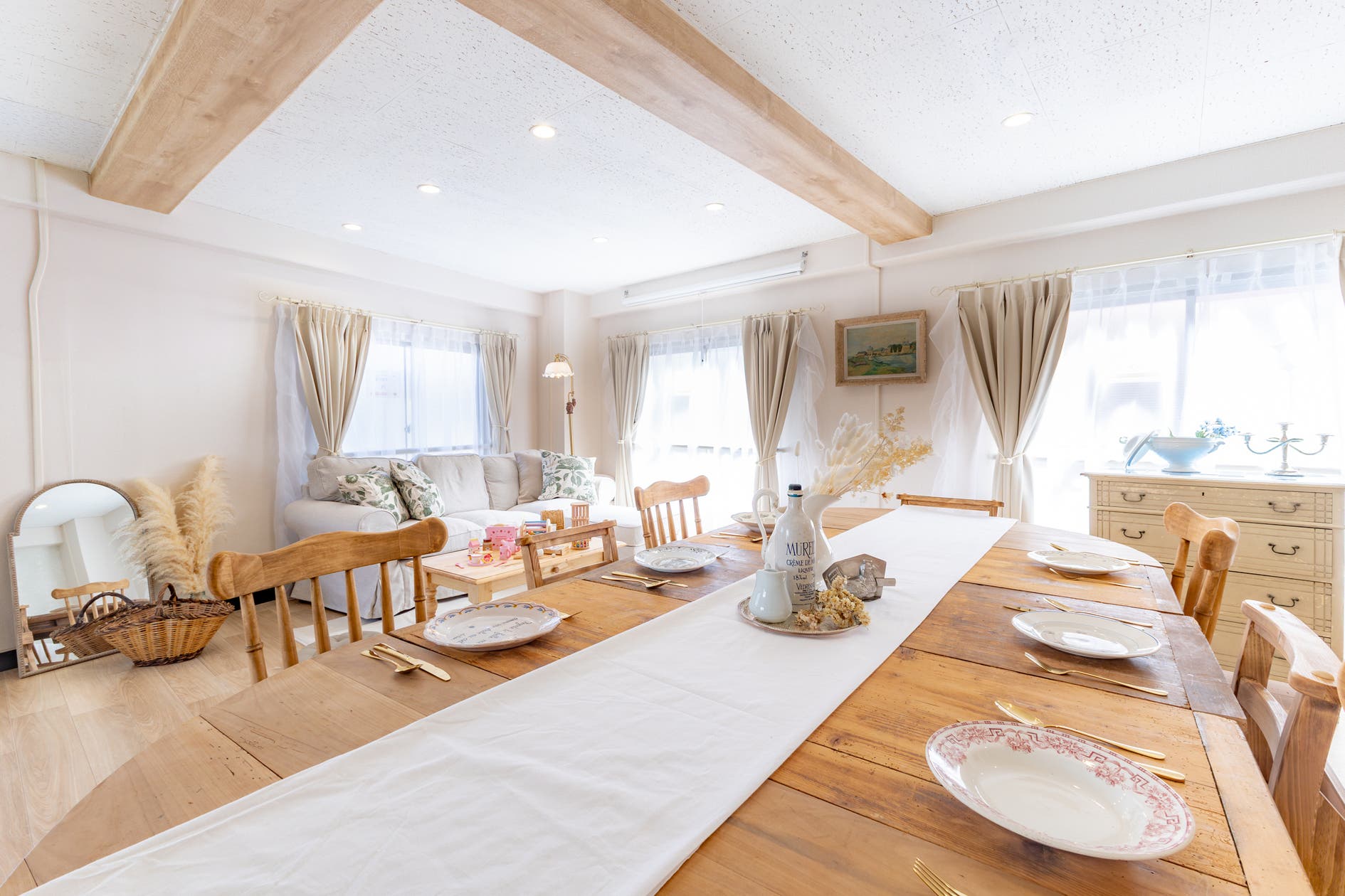 OPEN記念割🎊フレンチアンティーク空間🕯️ママ会👶🏻おむつ＆おもちゃ完備｜後楽園の写真4