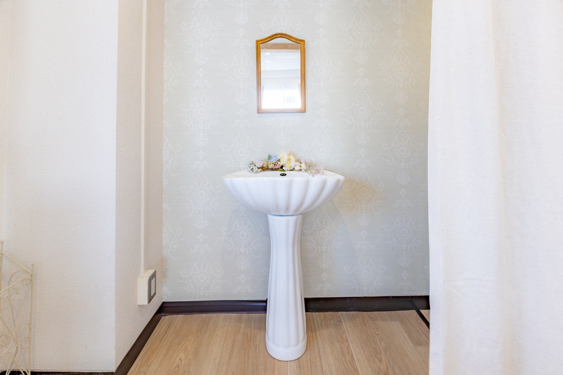 OPEN記念割🎊フレンチアンティーク空間🕯️ママ会👶🏻おむつ＆おもちゃ完備｜後楽園の写真9