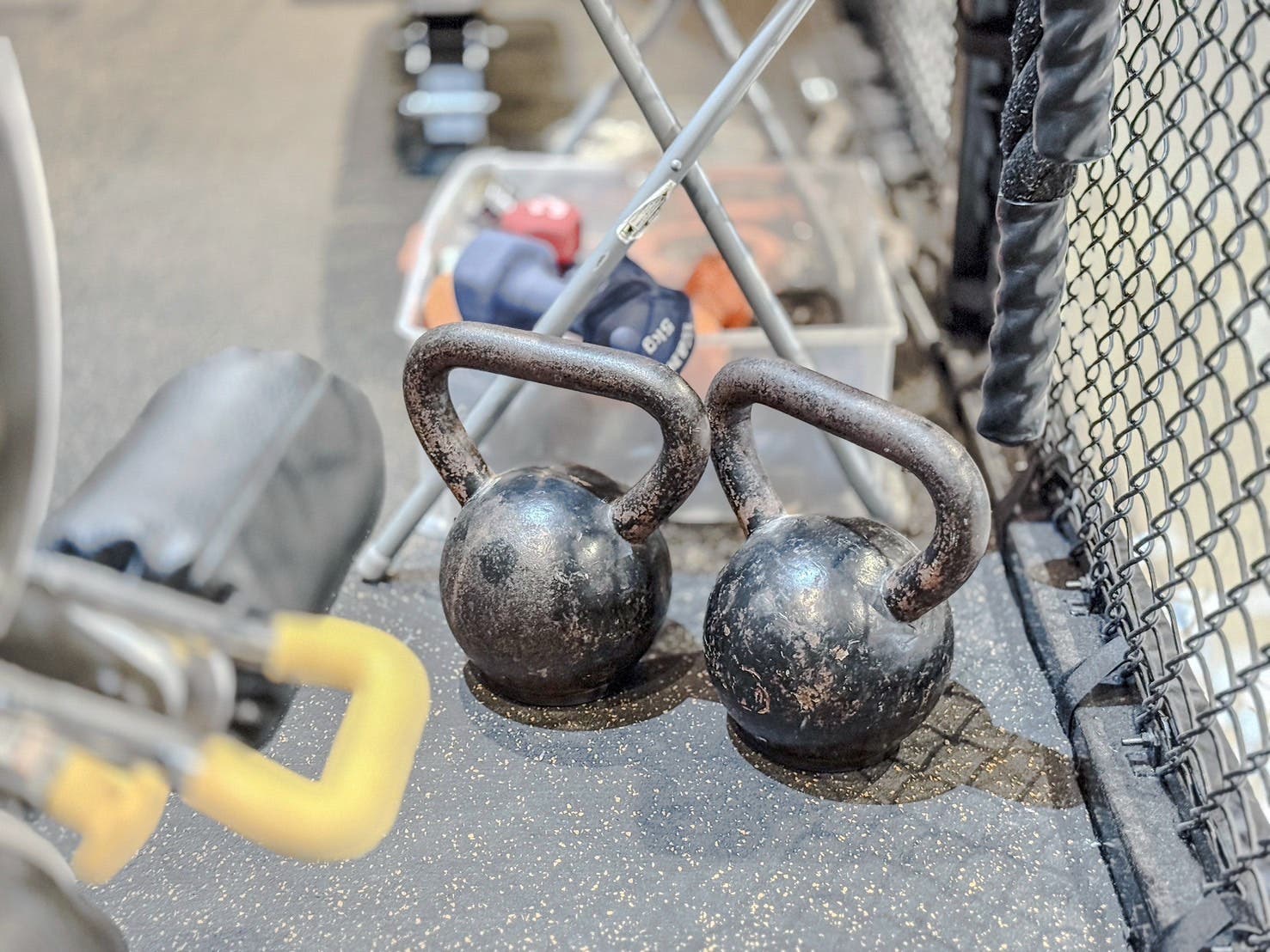 2025年5月リニューアル！サンドバッグ、金網、道具貸出あり！本格格闘技練習、ウェイトトレーニング可能ですの写真11