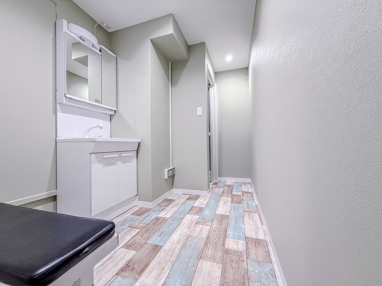 2025年5月リニューアル！サンドバッグ、金網、道具貸出あり！本格格闘技練習、ウェイトトレーニング可能ですの写真12