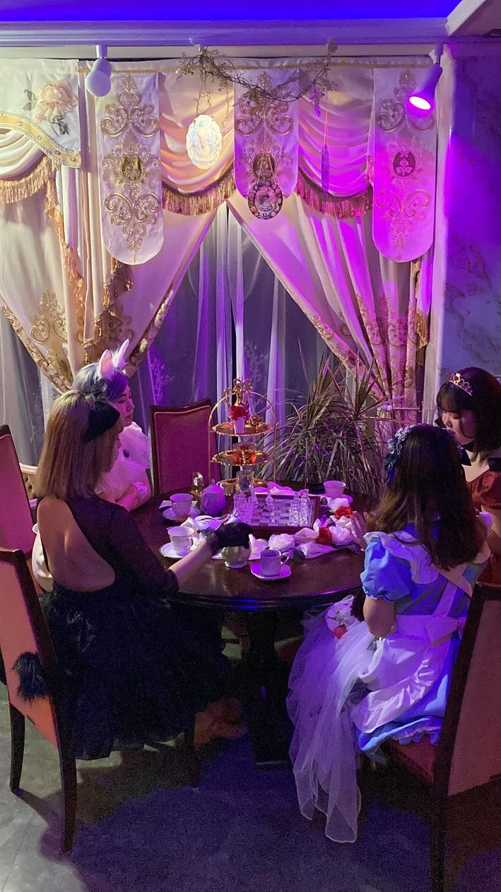 オリオン通り至近の175㎡路面店まるごと貸✨クラシカルな宮殿×姫系空間💕自然光🌅ピアノ🎹パーティー🍷プロジェクター📹の写真17