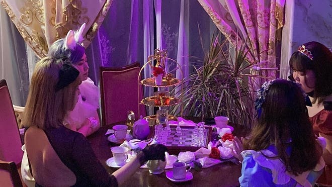 オリオン通り至近の175㎡路面店まるごと貸✨クラシカルな宮殿×姫系空間💕自然光🌅ピアノ🎹パーティー🍷プロジェクター📹の写真17