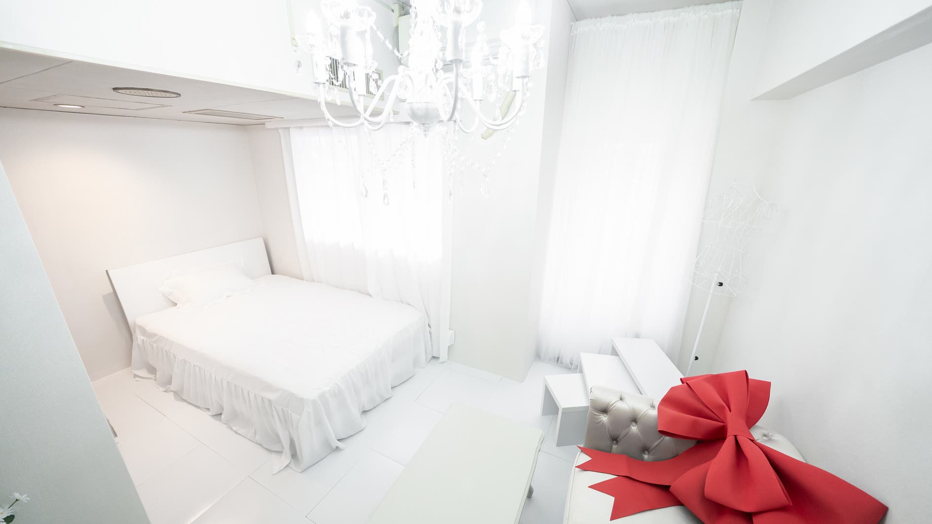 新規OPEN❤︎White🤍維持管理費無料❣️伏見駅6分⭐️姫系スタジオ!生誕祭!推活!ポトレ!コスプレ!の写真4