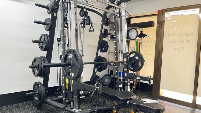 【錦糸町】マルチラックや大型鏡のあるパーソナル向けレンタルジム! 【ルームA】 MIYAZAKI GYM錦糸町店の写真2