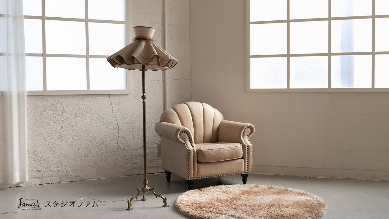 自然光たっぷり！白を基調にした光と花のレンタルフォトスタジオ【北堀江】の写真4