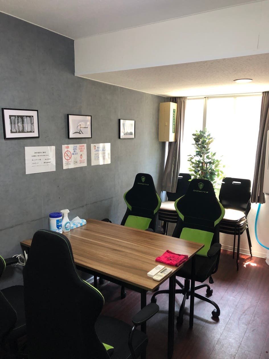 新宿三丁目駅前会議室 awの写真1