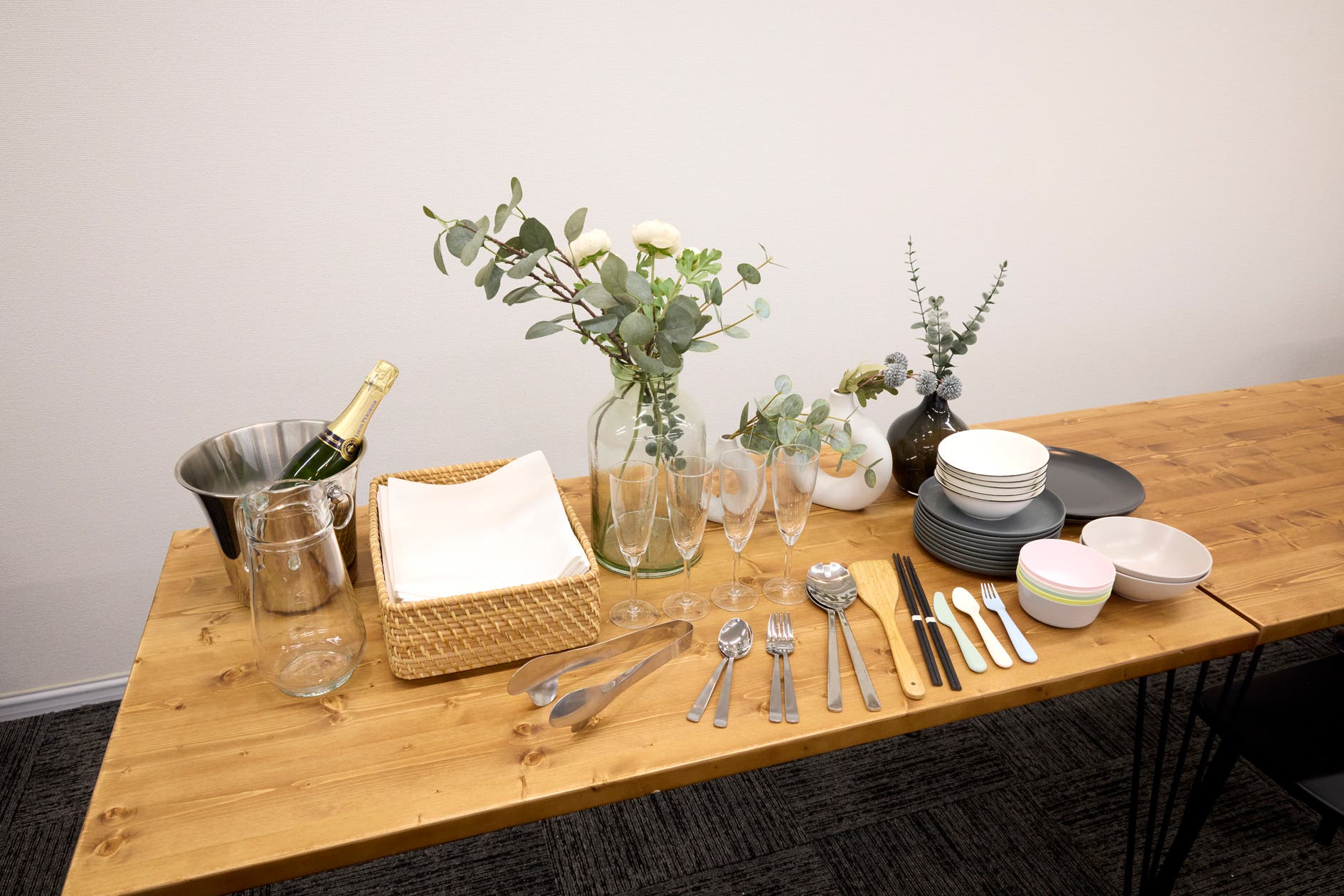 忘年会に！🚉神田･大手町🌟女性に嬉しい土足OK！🌟32名🌟100インチスクリーン🌟推し活/懇親会/撮影/ボードゲームの写真14