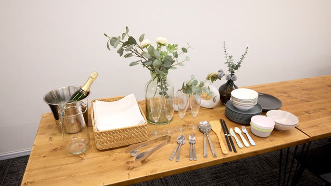 忘年会に!🚉神田・大手町🌟女性に嬉しい土足OK!🌟32名🌟100インチスクリーン🌟推し活/懇親会/撮影/ボードゲームの写真14