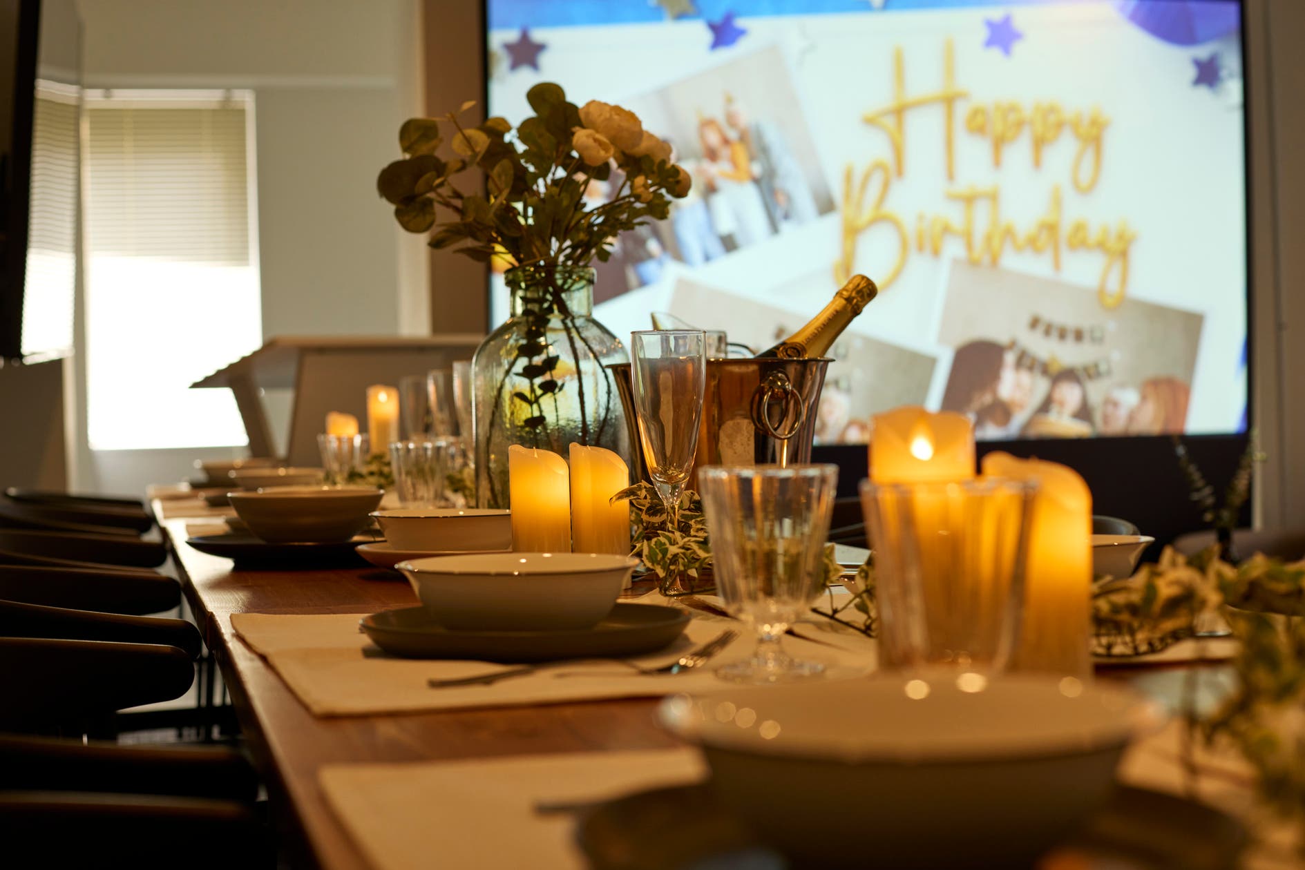 忘年会に！🚉神田･大手町🌟女性に嬉しい土足OK！🌟32名🌟100インチスクリーン🌟推し活/懇親会/撮影/ボードゲームの写真22