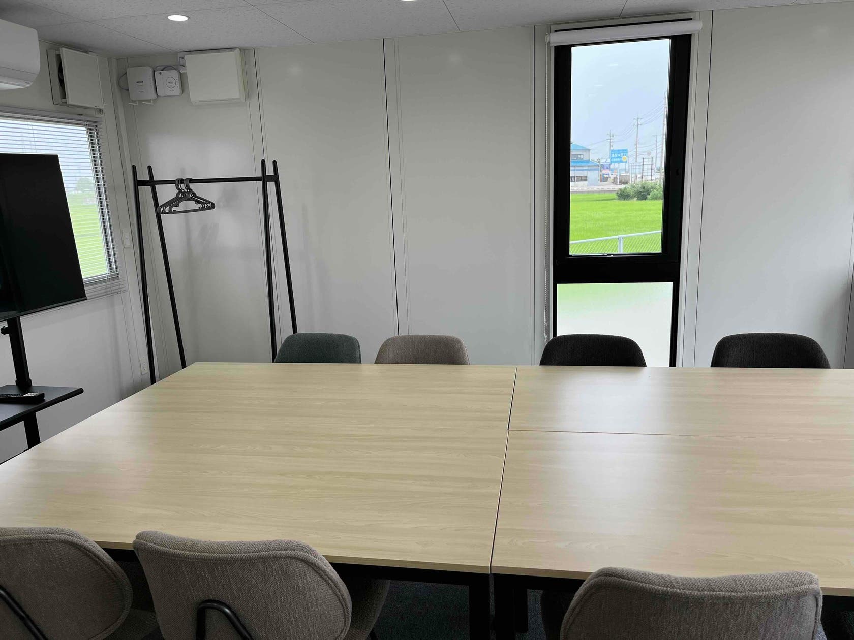 【Meeting】✨U-SPACE小松店✨会議や打ち合わせにぴったりのオフィススペースです♪Wi-Fi/小松市の写真3