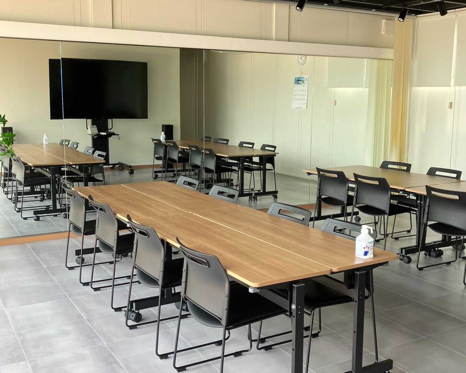 【Community】✨U-SPACE長野店✨大鏡や大型モニターなどが充実しています♪Wi-Fi/長野市の写真5