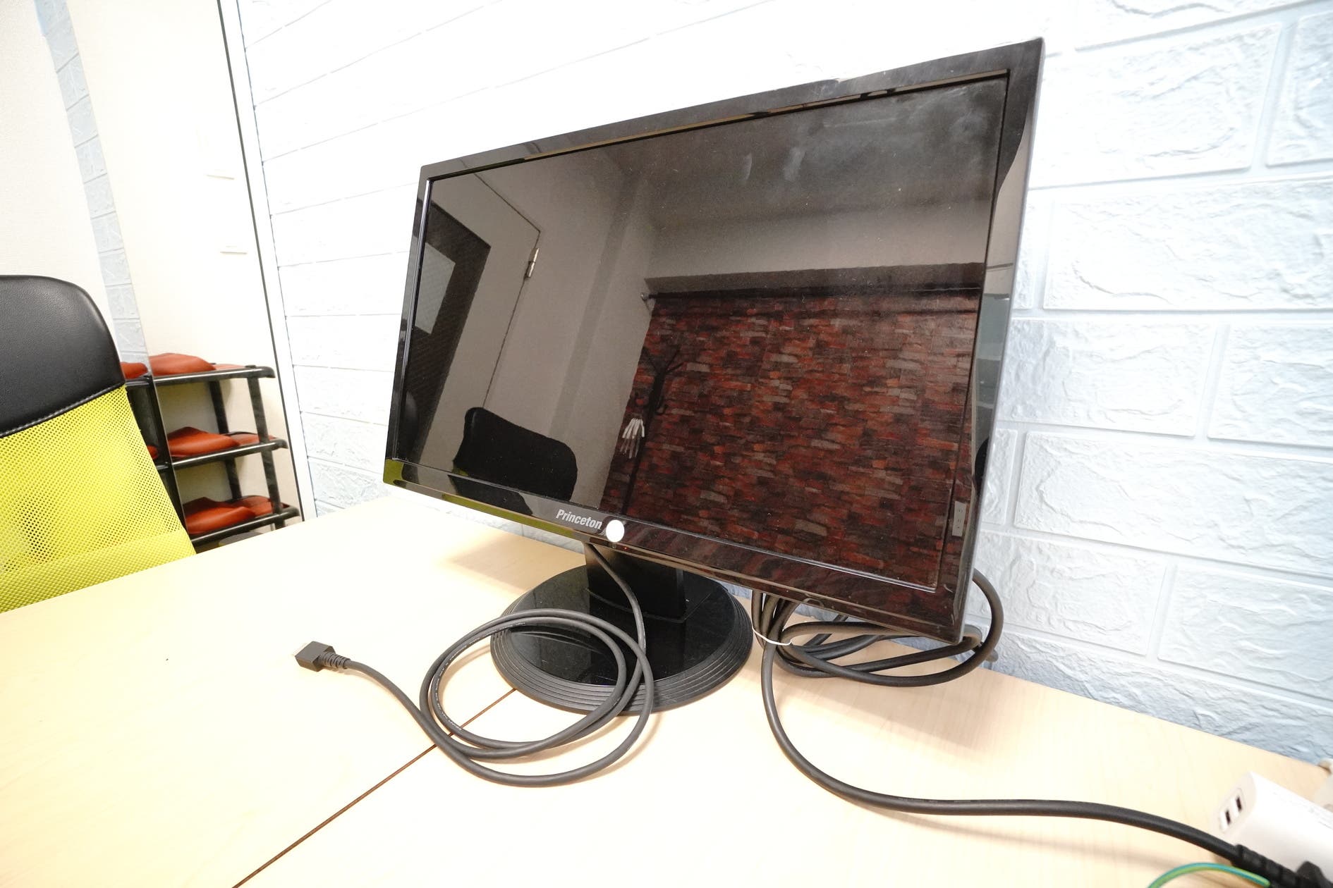 ＜写話室下北沢＞【オープニングキャンペーン✨】下北沢駅徒歩3分🚃完全個室✨Wi-Fi📶プロジェクタ🎥背景布/三脚/フラットライトの写真9