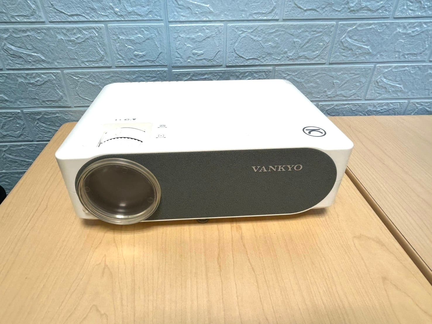 ＜写話室下北沢＞【オープニングキャンペーン✨】下北沢駅徒歩3分🚃完全個室✨Wi-Fi📶プロジェクタ🎥背景布/三脚/フラットライトの写真10