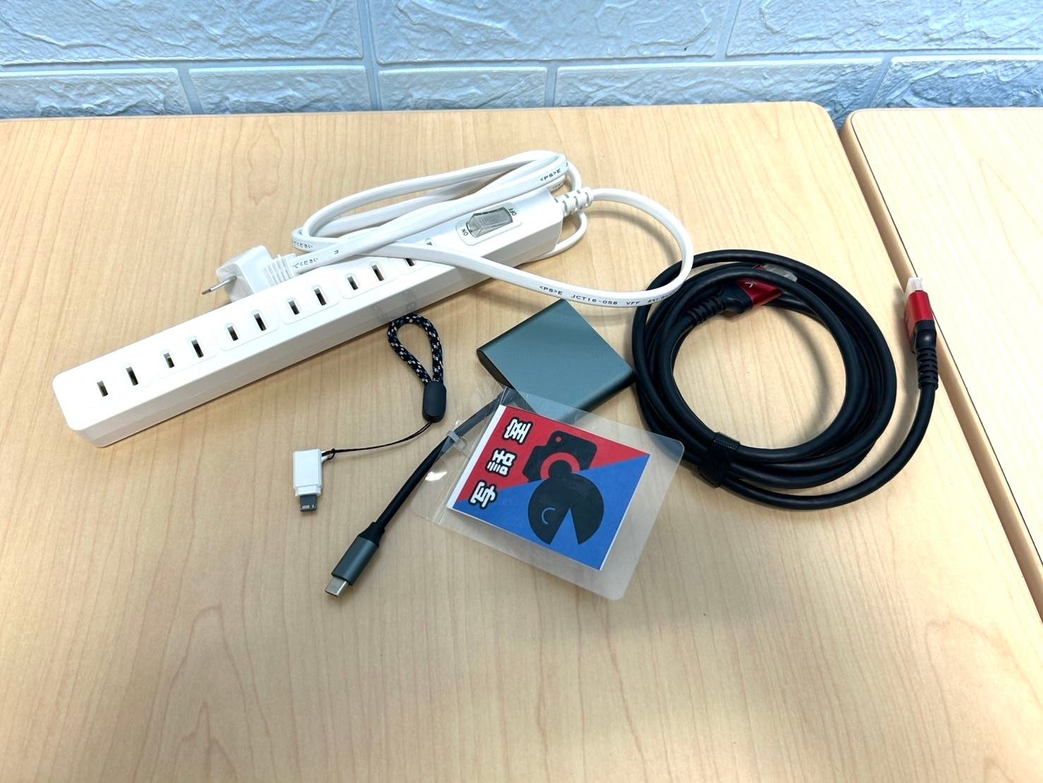 ＜写話室下北沢＞【オープニングキャンペーン✨】下北沢駅徒歩3分🚃完全個室✨Wi-Fi📶プロジェクタ🎥背景布/三脚/フラットライトの写真13