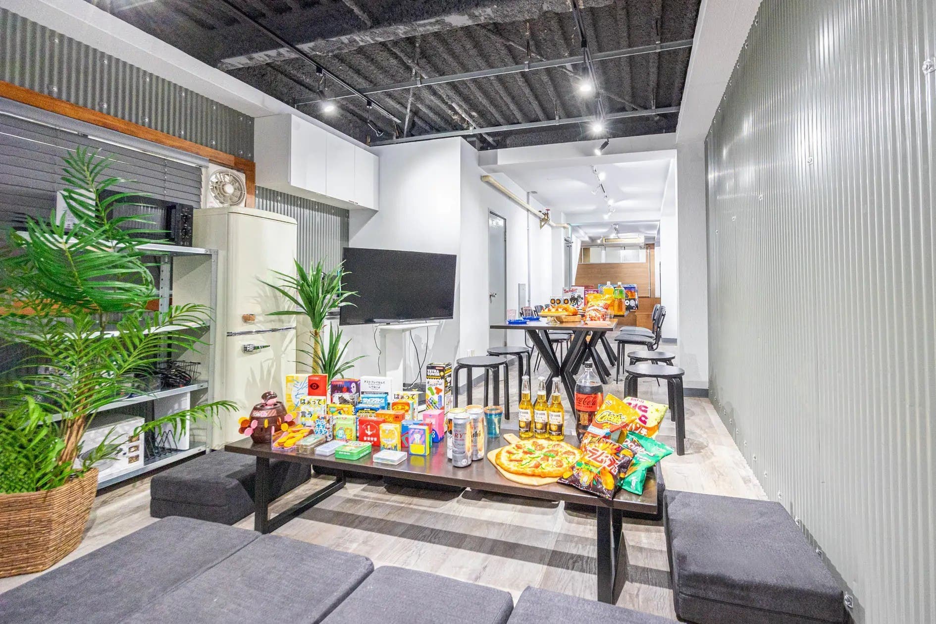 🎉コスパ最強🎉ベストホスト👑代々木駅2分/65㌅TV/大人気ゲーム機/ボドゲ充実/パーティー/サテライトオフィス/撮影/推し会の写真1