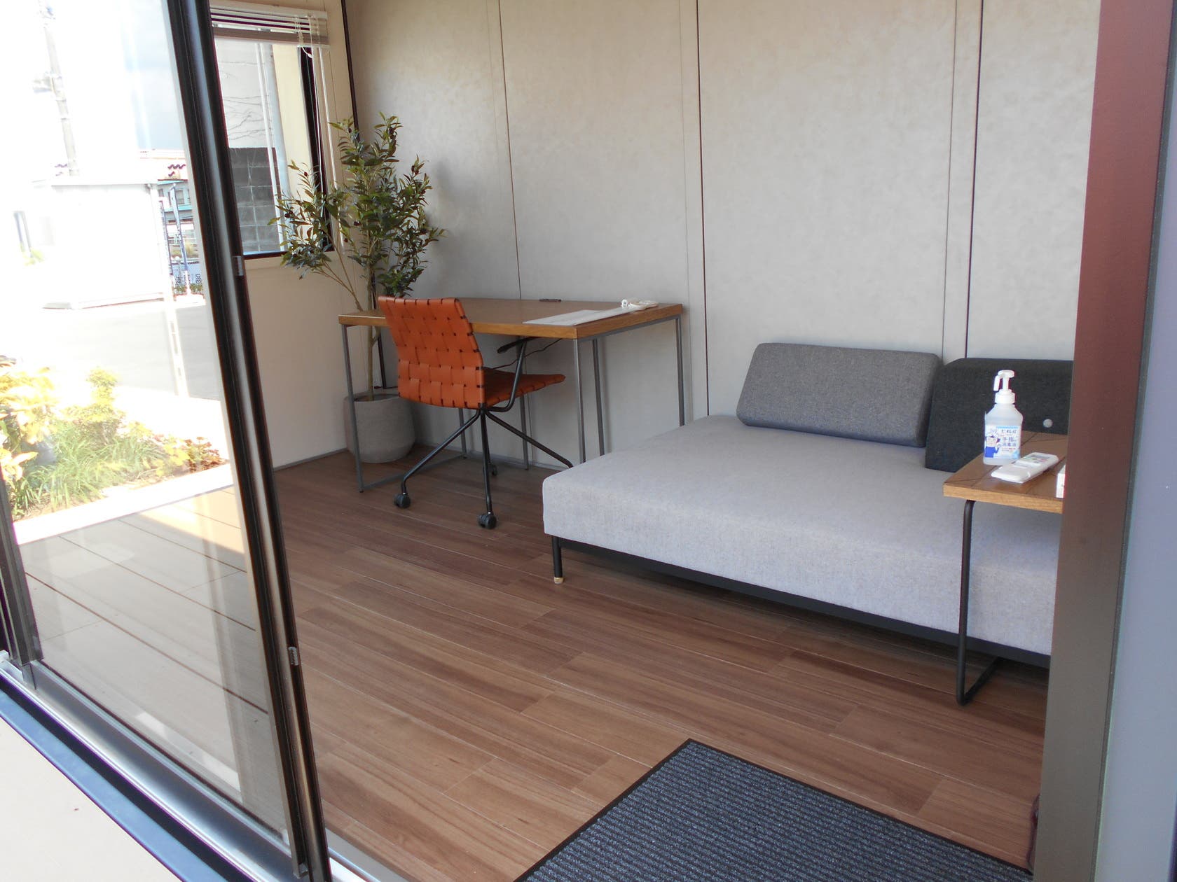 【Living】✨U-SPACE沼津店✨リビングをイメージしたちょっとした集まりに最適のスペースです♪Wi-Fi/沼津市の写真2