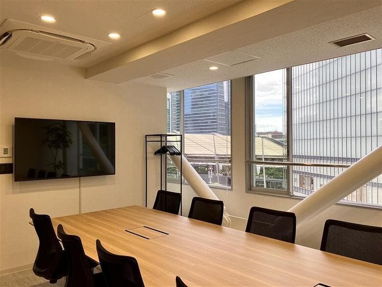 会議室 02(10名)(7階)の写真1