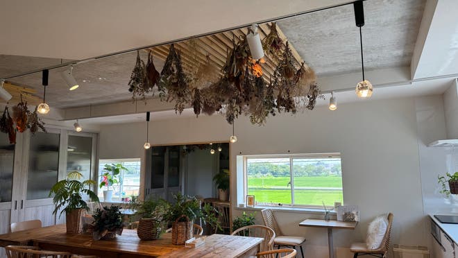 川越のいやしろちにあるドライフラワーに囲まれたキッチン付きスペースの写真13