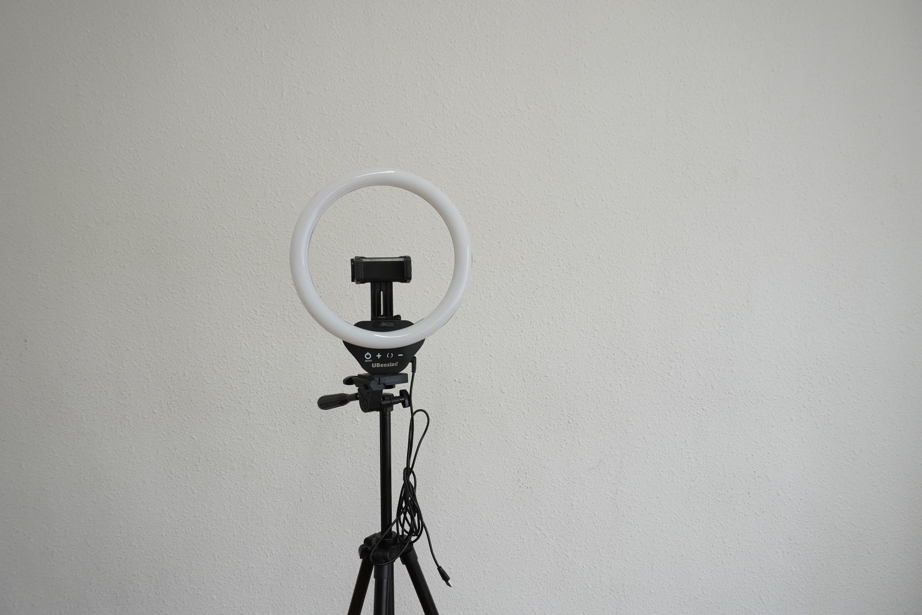 LED付きスマホスタンドの画像1