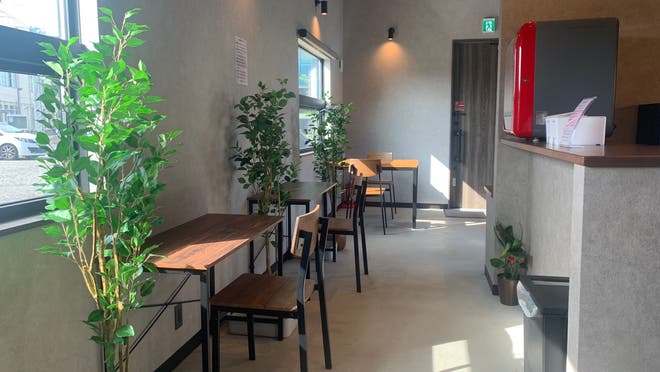 カフェスペースを丸々貸切可能!普段はセルフ式のカフェを営業しています。の写真1