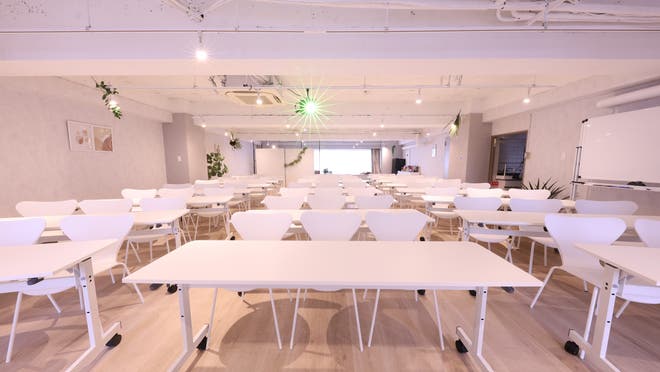 #イーストGoburin【東新宿】クリスマス🎄忘年会🤶駅1分/席数84立食100名飲食/120㌅画面/会議/セミナーの写真8