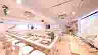 #イーストGoburin【新宿区/新宿駅】駅1分/歓送迎会/席数84立食100名飲食/120㌅画面/会議/セミナー/ケータリングの写真2