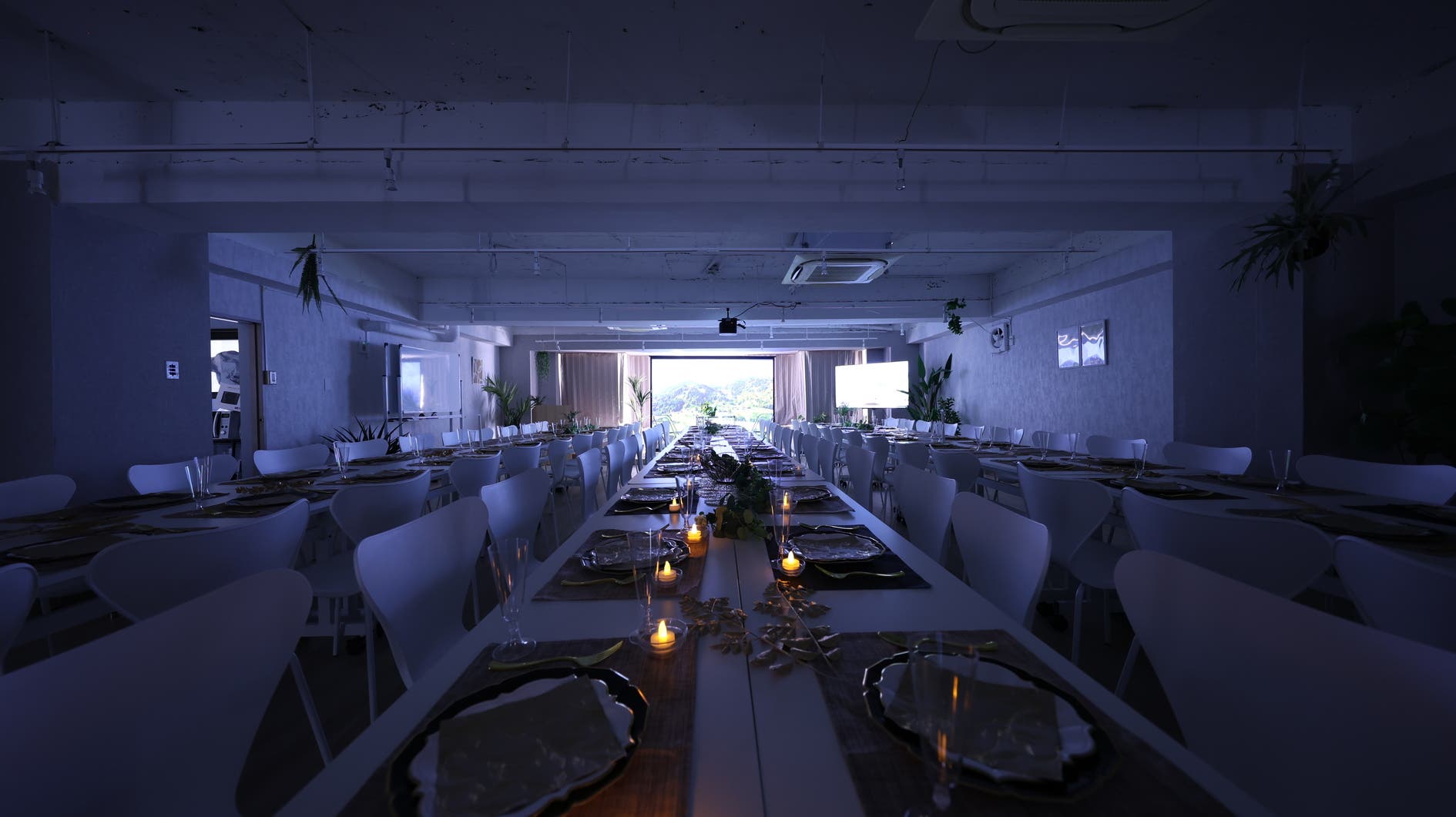 #イーストGoburin【東新宿】クリスマス🎄忘年会🤶駅1分/席数84立食100名飲食/120㌅画面/会議/セミナーの写真5