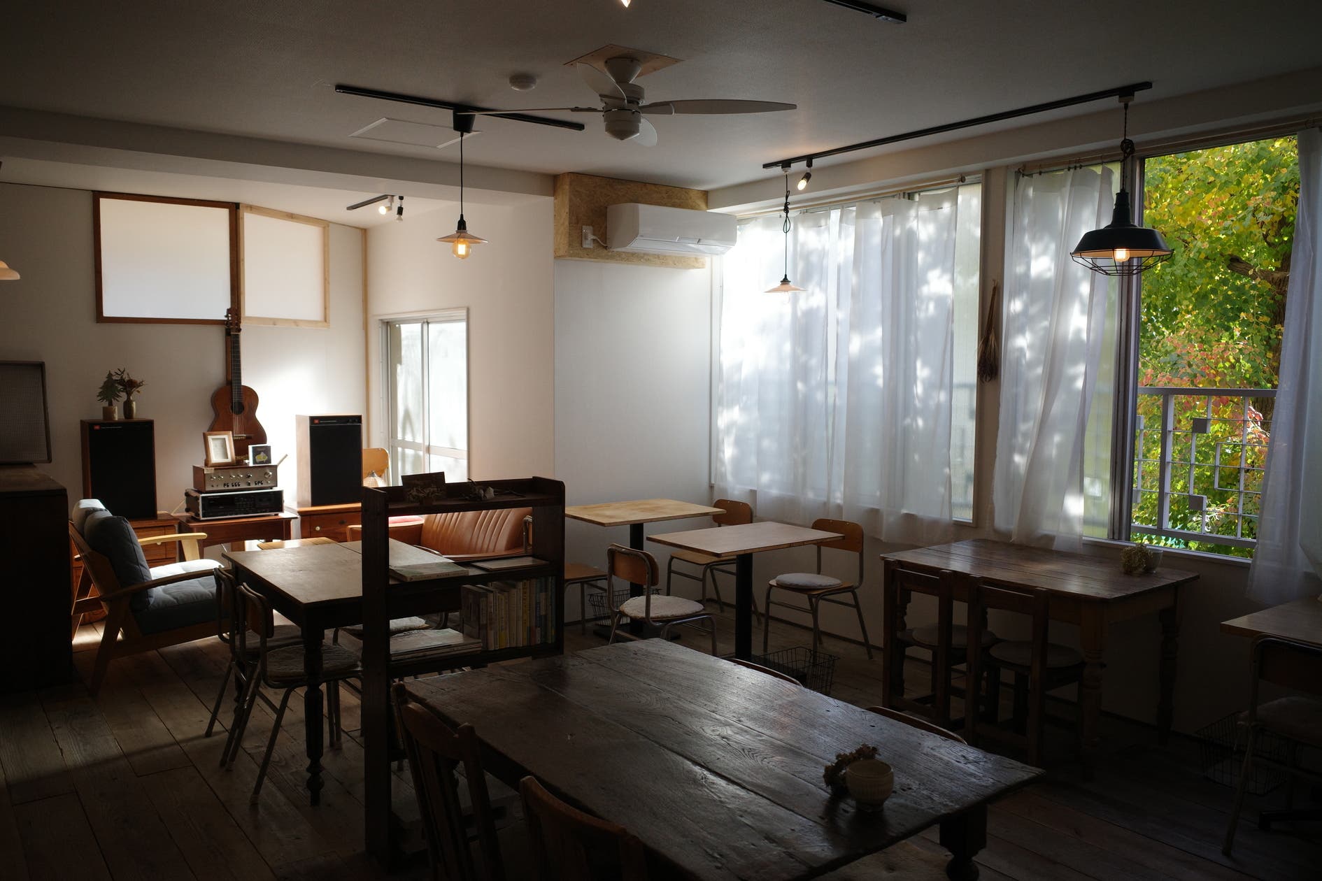 【横浜中華街】自然光あふれるアンティーク空間の写真2