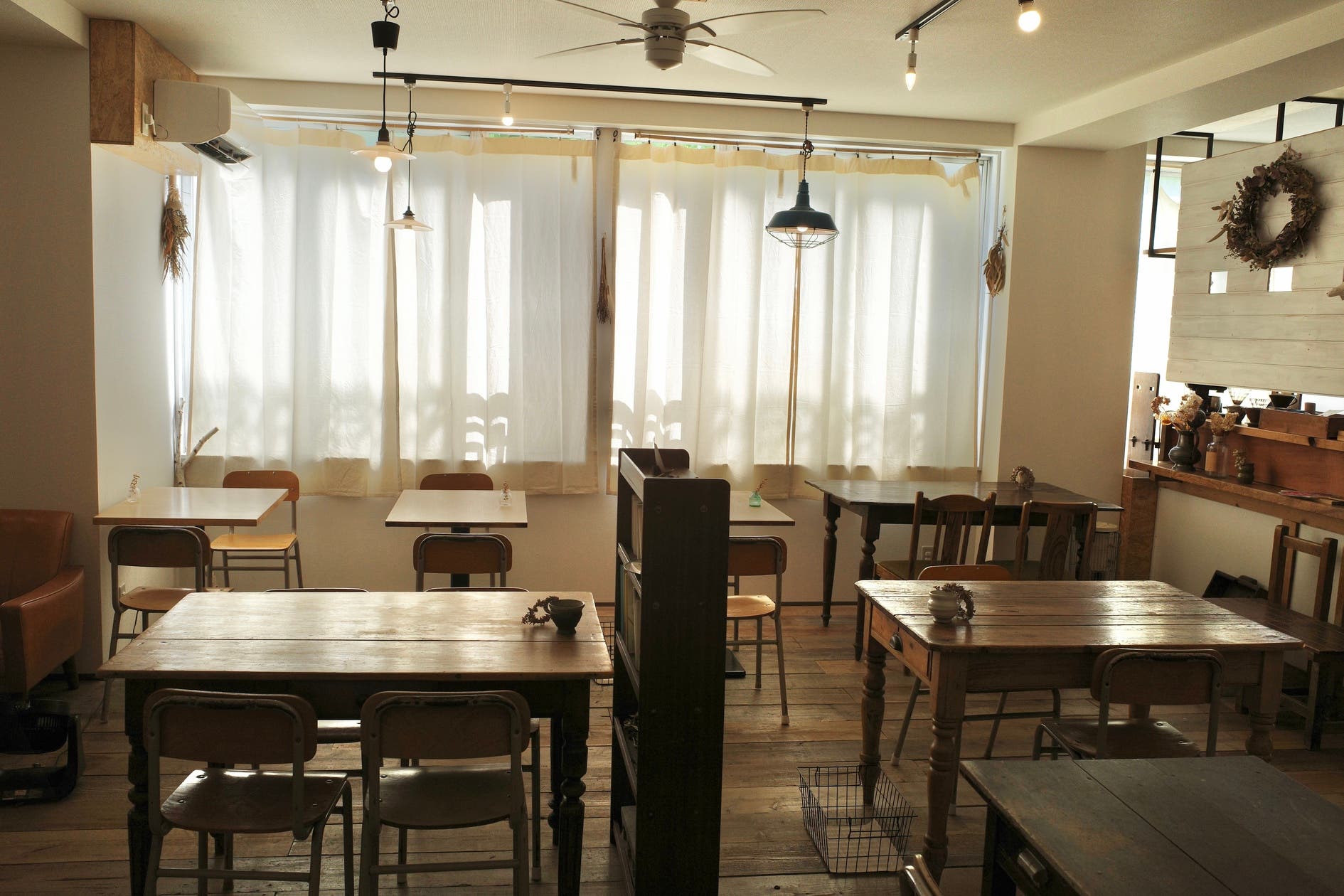 【横浜中華街】自然光あふれるアンティーク空間の写真9