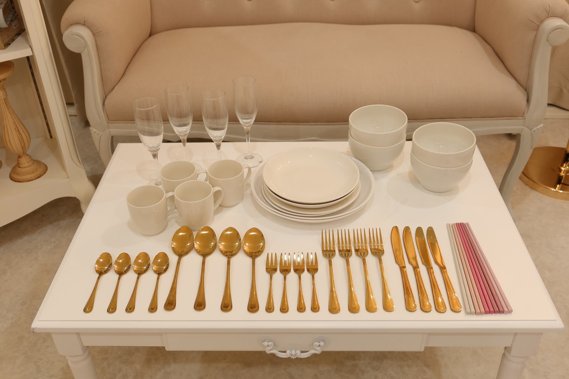 【OPEN特価🉐】新宿推し活🎀自然光 | 2面採光【生誕祭・ポートレート・撮影・配信】ひな壇/ドレッサー付き🪞の写真27