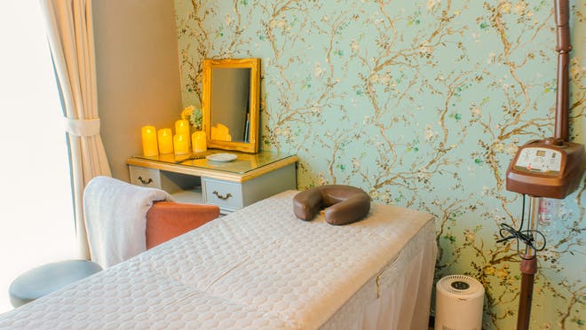 下北沢30秒!マッサージ、ネイル、整体、占い、メイク、着付け、お湯使用可!無料スチーマー有、完全個室の写真5